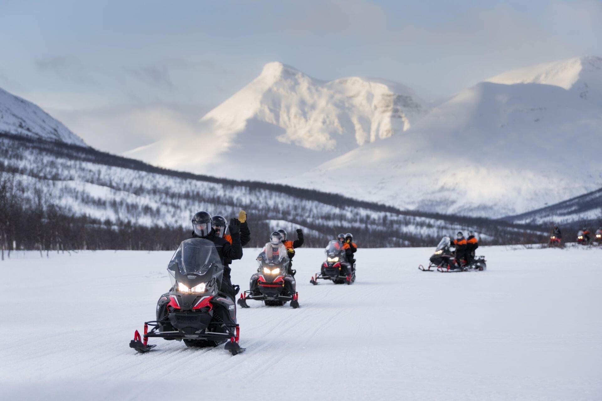 Snowmobiling at Camp Tamok - Including Transport | Norwegian Travel