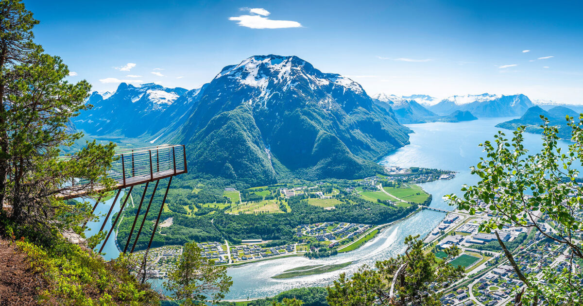 8 populære reisemål i Vest-Norge | Norwegian Travel